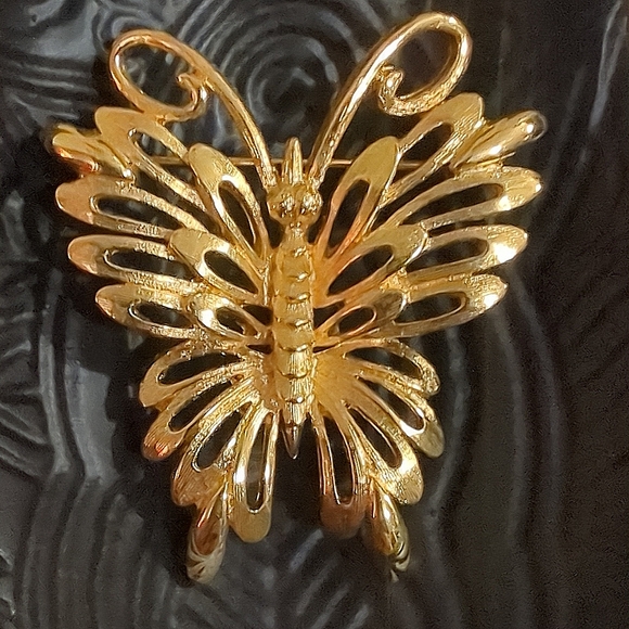 Monet | Jewelry | Vintage Monet Gold Tone Butterfly Brooch | Poshmark